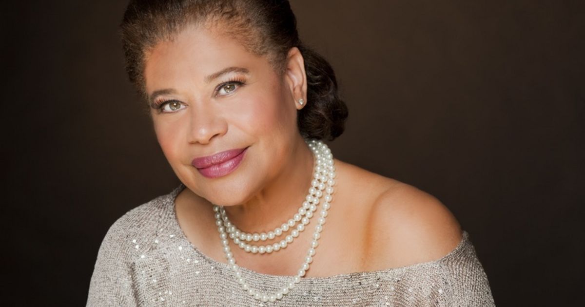Jazz vocalist to lead Pierce Street performance - La Sierra News