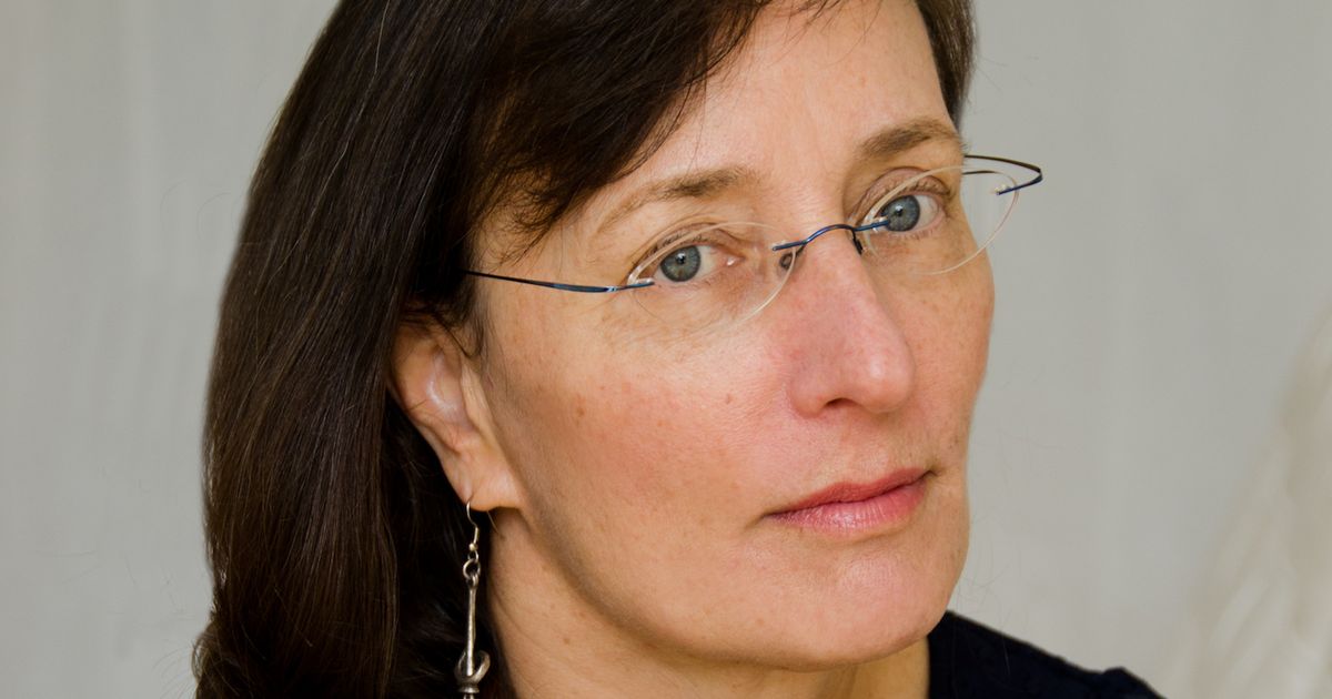 Best-selling author Julie Schumacher to give reading at Matheson - La ...